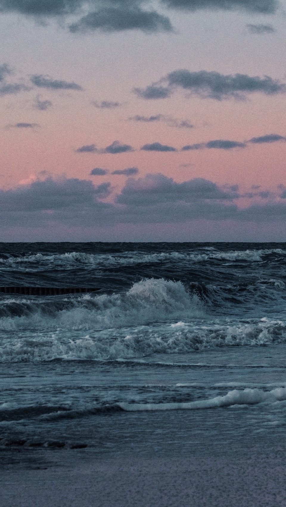 Ocean Waves Tumblr Theme